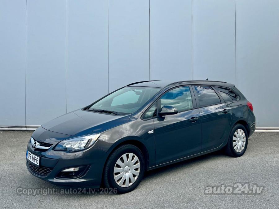 Grey Opel Astra 2015 in Tallinn, with an engine capacity of 1.70 L and mileage of 190 thousand km for 4490 €, photo 1 on AUTOMOTO.COM.LV