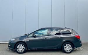 Grey Opel Astra 2015 in Tallinn, with an engine capacity of 1.70 L and mileage of 190 thousand km for 4490 €, photo 3 on AUTOMOTO.COM.LV