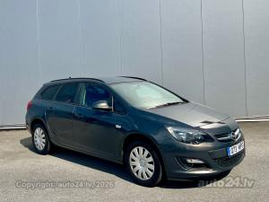Grey Opel Astra 2015 in Tallinn, with an engine capacity of 1.70 L and mileage of 190 thousand km for 4490 €, photo 5 on AUTOMOTO.COM.LV