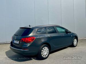 Grey Opel Astra 2015 in Tallinn, with an engine capacity of 1.70 L and mileage of 190 thousand km for 4490 €, photo 7 on AUTOMOTO.COM.LV