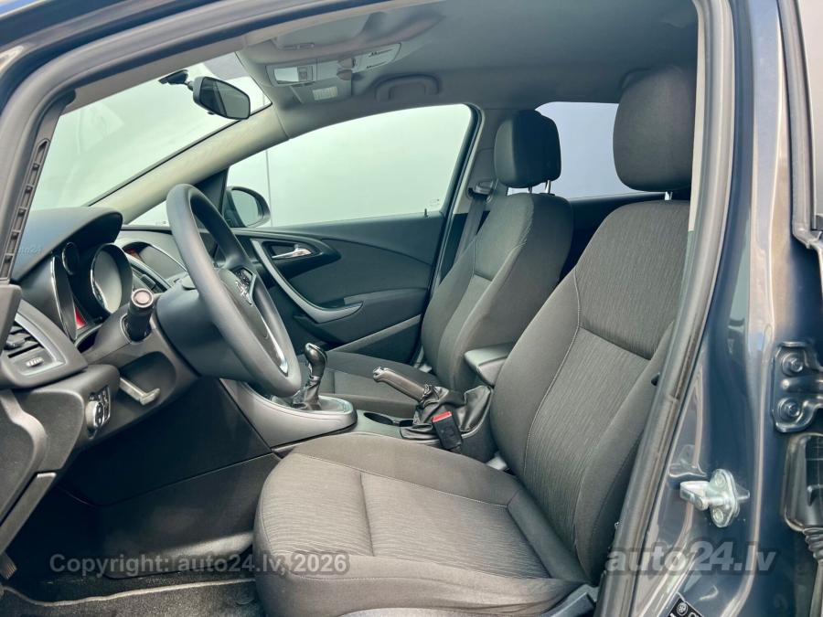 Grey Opel Astra 2015 in Tallinn, with an engine capacity of 1.70 L and mileage of 190 thousand km for 4490 €, photo 11 on AUTOMOTO.COM.LV