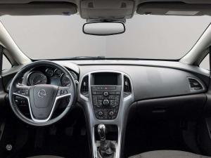Grey Opel Astra 2015 in Vilnius, with an engine capacity of 1.60 L and mileage of 196 thousand km for 5999 €, photo 13 on AUTOMOTO.COM.LV