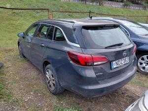 Pelēks Opel Astra 2016 Viļņa, ar dzinēja tilpumu 1.60 L un nobraukumu 367 tūkst. km par 4500 €, foto 3 vietnē AUTOMOTO.COM.LV