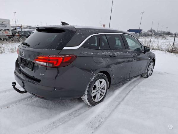 Grey Opel Astra 2016 in Marijampole, with an engine capacity of 1.60 L and mileage of 141 thousand km for 5900 €, photo 3 on AUTOMOTO.COM.LV