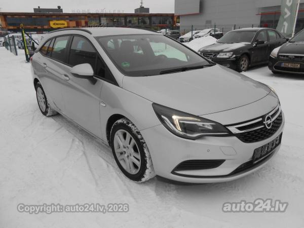 Grey Opel Astra 2016 in Viljandi, with an engine capacity of 1.60 L and mileage of 222 thousand km for 7890 €, photo 3 on AUTOMOTO.COM.LV