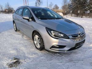 Pelēks Opel Astra 2016 Alīta, ar dzinēja tilpumu 1.60 L un nobraukumu 242 tūkst. km par 6400 €, foto 4 vietnē AUTOMOTO.COM.LV