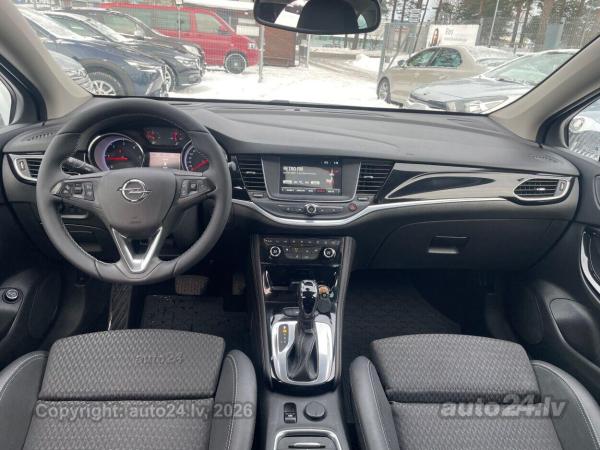 Pelēks Opel Astra 2016 Tallina, ar dzinēja tilpumu 1.60 L un nobraukumu 248 tūkst. km par 5790 €, foto 7 vietnē AUTOMOTO.COM.LV