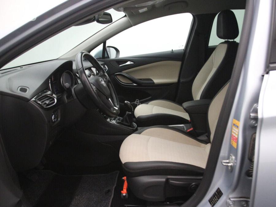 Pelēks Opel Astra 2016 Viļņa, ar dzinēja tilpumu 1.60 L un nobraukumu 169 tūkst. km par 7299 €, foto 4 vietnē AUTOMOTO.COM.LV