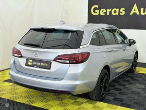 Grey Opel Astra 2016 in Vilnius, with an engine capacity of 1.60 L and mileage of 28 thousand km for 11290 €, photo 4 on AUTOMOTO.COM.LV