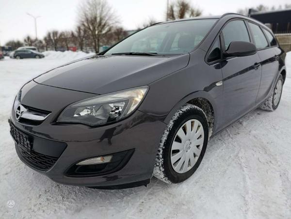 Pelēks Opel Astra 2016 Marijampole, ar dzinēja tilpumu 1.60 L un nobraukumu 258 tūkst. km par 4750 €, foto 3 vietnē AUTOMOTO.COM.LV