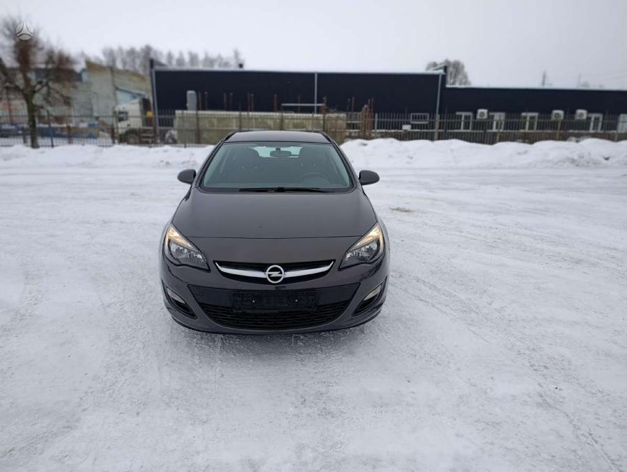 Pelēks Opel Astra 2016 Marijampole, ar dzinēja tilpumu 1.60 L un nobraukumu 258 tūkst. km par 4750 €, foto 4 vietnē AUTOMOTO.COM.LV