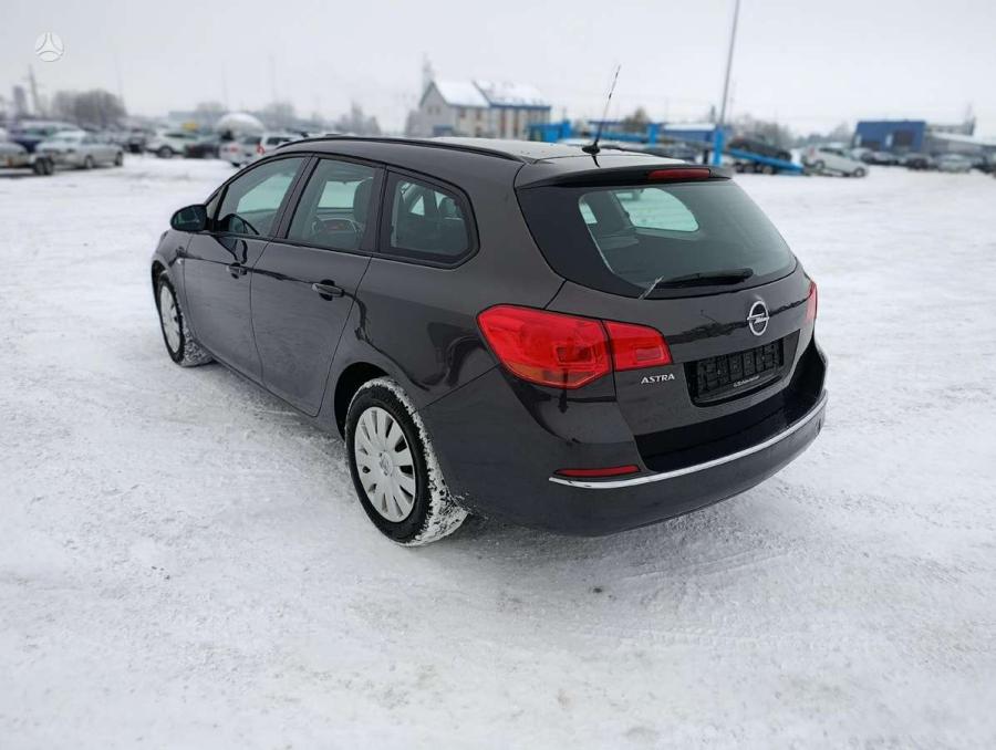 Pelēks Opel Astra 2016 Marijampole, ar dzinēja tilpumu 1.60 L un nobraukumu 258 tūkst. km par 4750 €, foto 11 vietnē AUTOMOTO.COM.LV