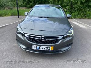 Grey Opel Astra 2016 in Tartu, with an engine capacity of 1.60 L and mileage of 220 thousand km for 6390 €, photo  on AUTOMOTO.COM.LV