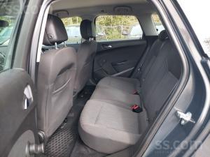 Grey Opel Astra 2016 in Cesis, with an engine capacity of 1.60 L and mileage of 184 thousand km for 5900 €, photo 8 on AUTOMOTO.COM.LV