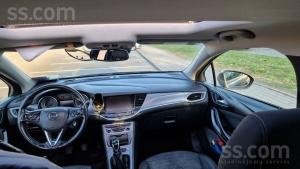 Pelēks Opel Astra 2016 Rīga, ar dzinēja tilpumu 1.60 L un nobraukumu 220 tūkst. km par 5650 €, foto  vietnē AUTOMOTO.COM.LV
