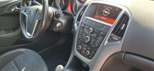 Grey Opel Astra 2016 in Rokiskis, with an engine capacity of 1.36 L and mileage of 137 thousand km for 3900 €, photo 22 on AUTOMOTO.COM.LV