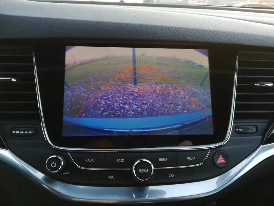 Grey Opel Astra 2016 in Saldus, with an engine capacity of 1.40 L and mileage of 149 thousand km for 9700 €, photo 4 on AUTOMOTO.COM.LV
