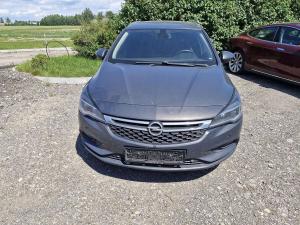 Grey Opel Astra 2016 in Marijampole, with an engine capacity of 1.60 L and mileage of 330 thousand km for 2900 €, photo 3 on AUTOMOTO.COM.LV