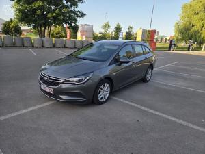 Grey Opel Astra 2016 in Taurage, with an engine capacity of 1.60 L and mileage of 206 thousand km for 4800 €, photo  on AUTOMOTO.COM.LV