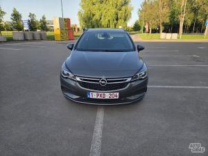 Grey Opel Astra 2016 in Taurage, with an engine capacity of 1.60 L and mileage of 206 thousand km for 4800 €, photo 3 on AUTOMOTO.COM.LV