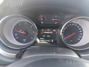 Grey Opel Astra 2016 in Dobele, with an engine capacity of 1.60 L and mileage of 274 thousand km for 6500 €, photo 12 on AUTOMOTO.COM.LV