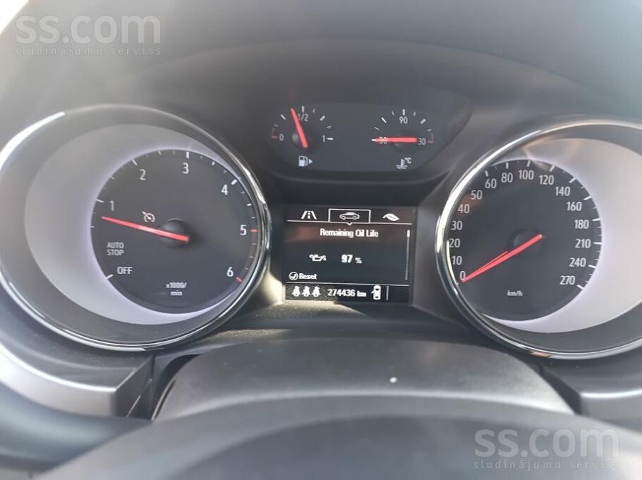 Grey Opel Astra 2016 in Dobele, with an engine capacity of 1.60 L and mileage of 274 thousand km for 6500 €, photo 12 on AUTOMOTO.COM.LV