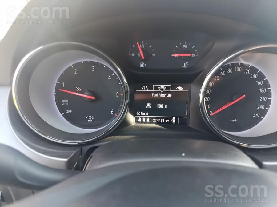Grey Opel Astra 2016 in Dobele, with an engine capacity of 1.60 L and mileage of 274 thousand km for 6500 €, photo 14 on AUTOMOTO.COM.LV
