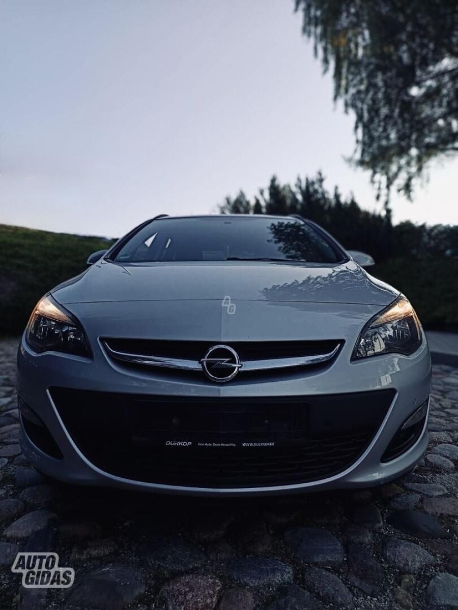 Grey Opel Astra 2016 in Utena, with an engine capacity of 1.40 L and mileage of 207 thousand km for 4950 €, photo 20 on AUTOMOTO.COM.LV