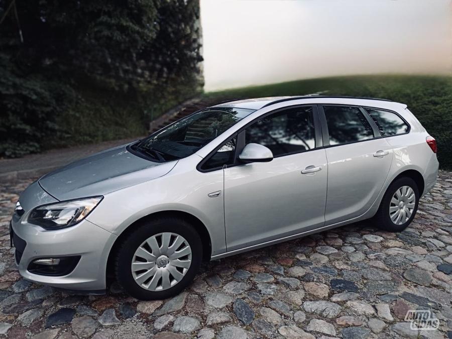 Grey Opel Astra 2016 in Utena, with an engine capacity of 1.40 L and mileage of 207 thousand km for 4950 €, photo 6 on AUTOMOTO.COM.LV