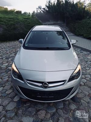 Grey Opel Astra 2016 in Utena, with an engine capacity of 1.40 L and mileage of 207 thousand km for 4950 €, photo 8 on AUTOMOTO.COM.LV