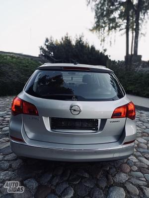 Grey Opel Astra 2016 in Utena, with an engine capacity of 1.40 L and mileage of 207 thousand km for 4950 €, photo 10 on AUTOMOTO.COM.LV