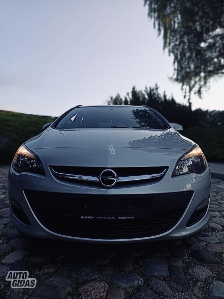 Grey Opel Astra 2016 in Utena, with an engine capacity of 1.40 L and mileage of 207 thousand km for 4950 €, photo 20 on AUTOMOTO.COM.LV