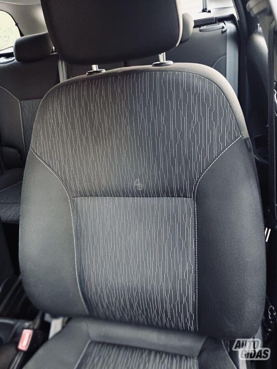 Grey Opel Astra 2016 in Utena, with an engine capacity of 1.40 L and mileage of 207 thousand km for 4950 €, photo 27 on AUTOMOTO.COM.LV