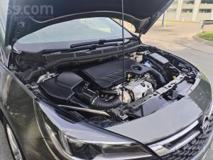 Grey Opel Astra 2016 in Riga, with an engine capacity of 1.60 L and mileage of 128 thousand km for 5250 €, photo 12 on AUTOMOTO.COM.LV