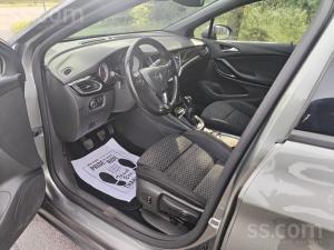Grey Opel Astra 2016 in Riga, with an engine capacity of 1.60 L and mileage of 128 thousand km for 5250 €, photo 16 on AUTOMOTO.COM.LV