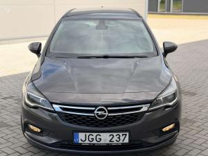 Grey Opel Astra 2016 in Vilnius, with an engine capacity of 1.60 L and mileage of 171 thousand km for 5500 €, photo 6 on AUTOMOTO.COM.LV