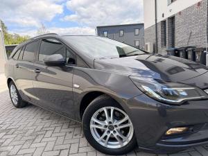 Grey Opel Astra 2016 in Vilnius, with an engine capacity of 1.60 L and mileage of 171 thousand km for 5500 €, photo 9 on AUTOMOTO.COM.LV