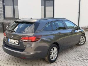 Grey Opel Astra 2016 in Vilnius, with an engine capacity of 1.60 L and mileage of 171 thousand km for 5500 €, photo 10 on AUTOMOTO.COM.LV