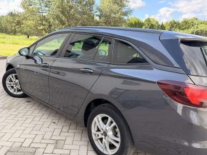 Grey Opel Astra 2016 in Vilnius, with an engine capacity of 1.60 L and mileage of 171 thousand km for 5500 €, photo 11 on AUTOMOTO.COM.LV