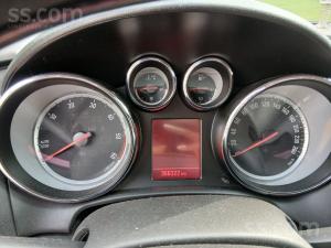 Grey Opel Astra 2016 in Madona, with an engine capacity of 1.60 L and mileage of 366 thousand km for 3300 €, photo 4 on AUTOMOTO.COM.LV