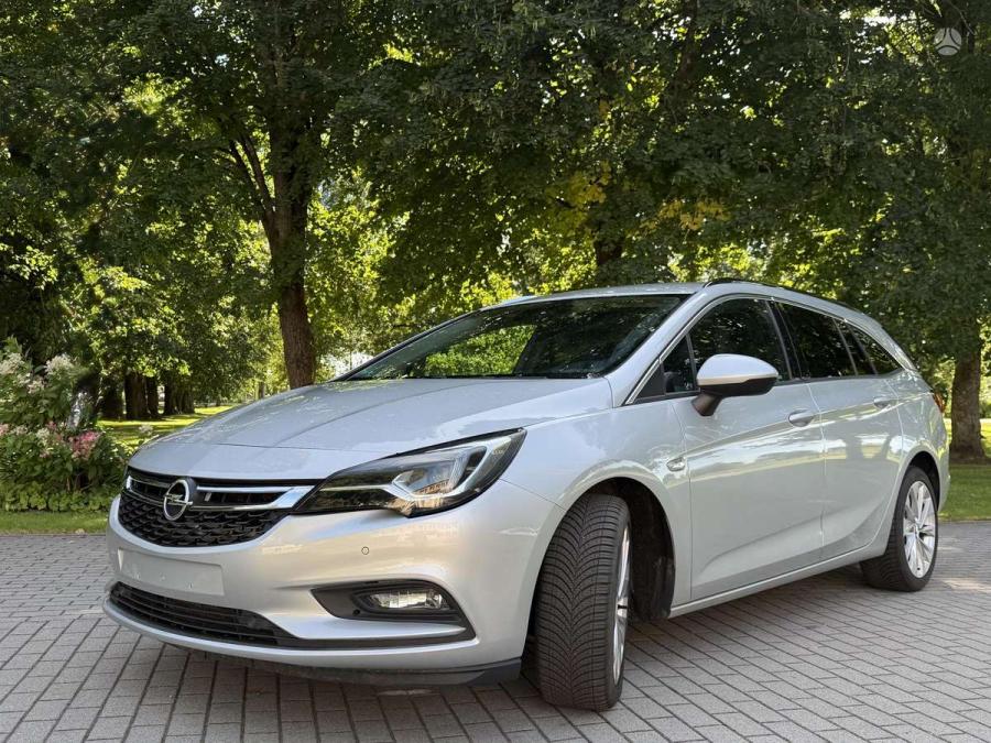 Grey Opel Astra 2016 in Kretinga, with an engine capacity of 1.60 L and mileage of 230 thousand km for 5800 €, photo 4 on AUTOMOTO.COM.LV