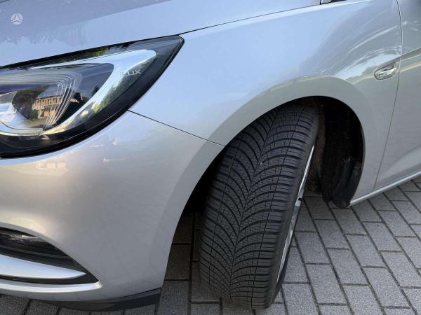 Pelēks Opel Astra 2016 Kretinga, ar dzinēja tilpumu 1.60 L un nobraukumu 230 tūkst. km par 5800 €, foto 10 vietnē AUTOMOTO.COM.LV