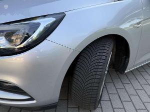 Grey Opel Astra 2016 in Kretinga, with an engine capacity of 1.60 L and mileage of 230 thousand km for 5800 €, photo 11 on AUTOMOTO.COM.LV