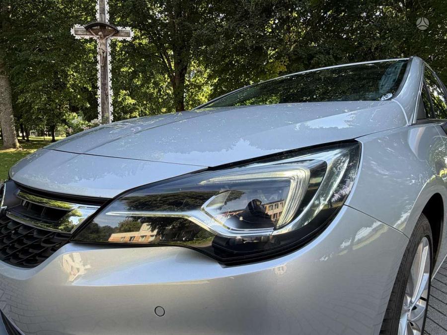 Grey Opel Astra 2016 in Kretinga, with an engine capacity of 1.60 L and mileage of 230 thousand km for 5800 €, photo 23 on AUTOMOTO.COM.LV