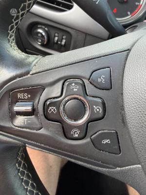 Grey Opel Astra 2016 in Kaunas, with an engine capacity of 0.00 L and mileage of 220 thousand km for 4490 €, photo 12 on AUTOMOTO.COM.LV