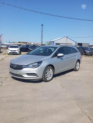 Pelēks Opel Astra 2016 Kauņa, ar dzinēja tilpumu 1.60 L un nobraukumu 230 tūkst. km par 3600 €, foto  vietnē AUTOMOTO.COM.LV