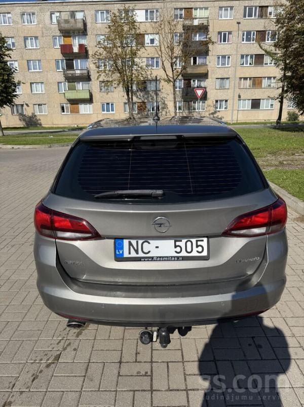 Pelēks Opel Astra 2016 Rēzekne, ar dzinēja tilpumu 1.60 L un nobraukumu 155 tūkst. km par 5300 €, foto 4 vietnē AUTOMOTO.COM.LV