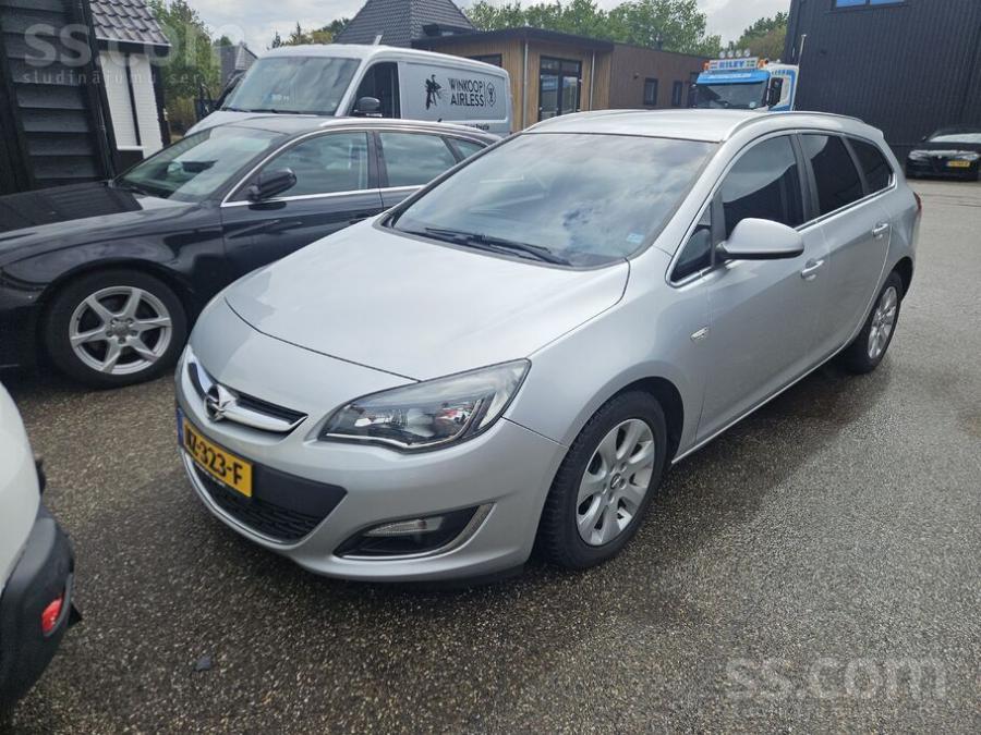 Pelēks Opel Astra 2016 Cēsis, ar dzinēja tilpumu 1.60 L un nobraukumu 334 tūkst. km par 4200 €, foto 1 vietnē AUTOMOTO.COM.LV