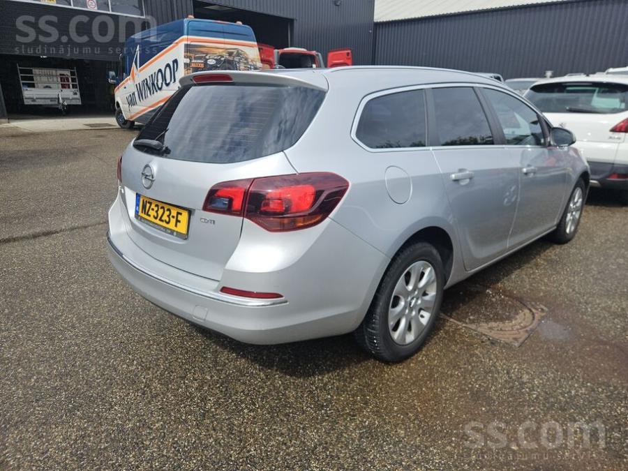 Pelēks Opel Astra 2016 Cēsis, ar dzinēja tilpumu 1.60 L un nobraukumu 334 tūkst. km par 4200 €, foto 9 vietnē AUTOMOTO.COM.LV