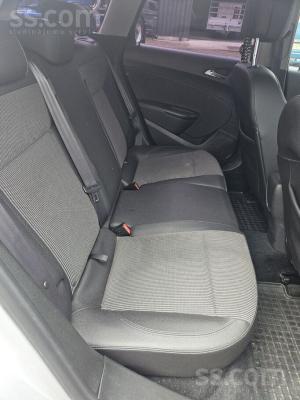 Pelēks Opel Astra 2016 Cēsis, ar dzinēja tilpumu 1.60 L un nobraukumu 334 tūkst. km par 3500 €, foto 4 vietnē AUTOMOTO.COM.LV